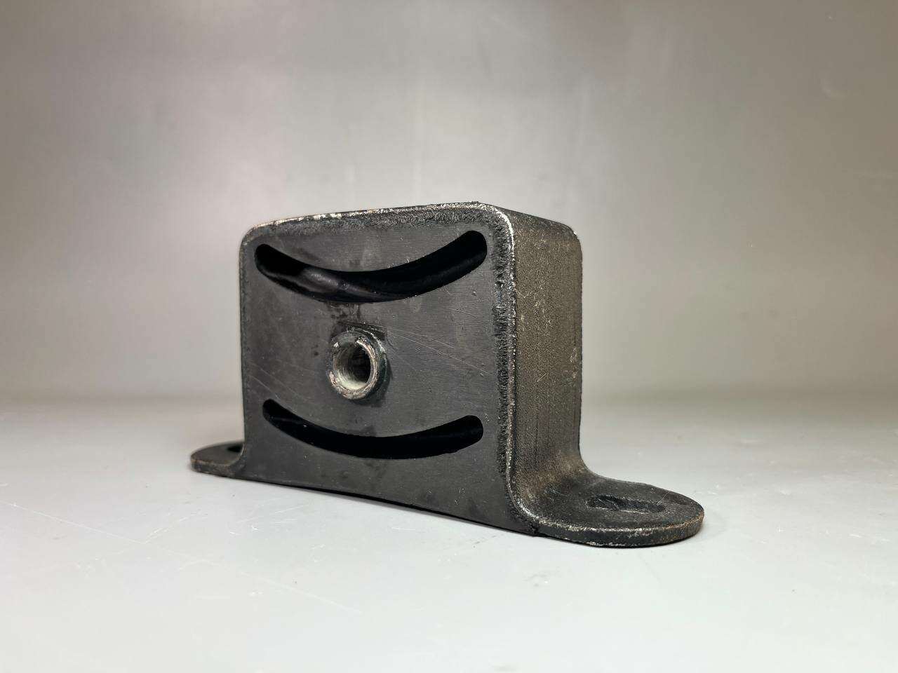 Подушка РК для а/м ВАЗ-2123, арт: 2123-1801010Р (производитель: БРТ)