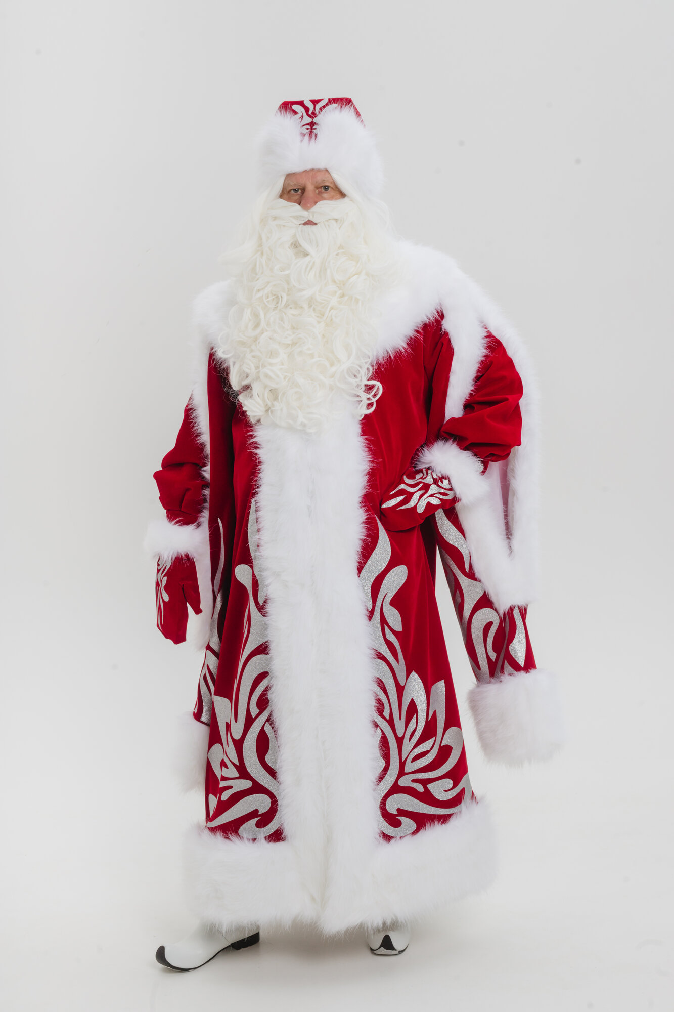 Костюм Деда Мороза "Уральский", бархат, белый мех, комплектность: шуба, шапка, варежки, мешок для подарков