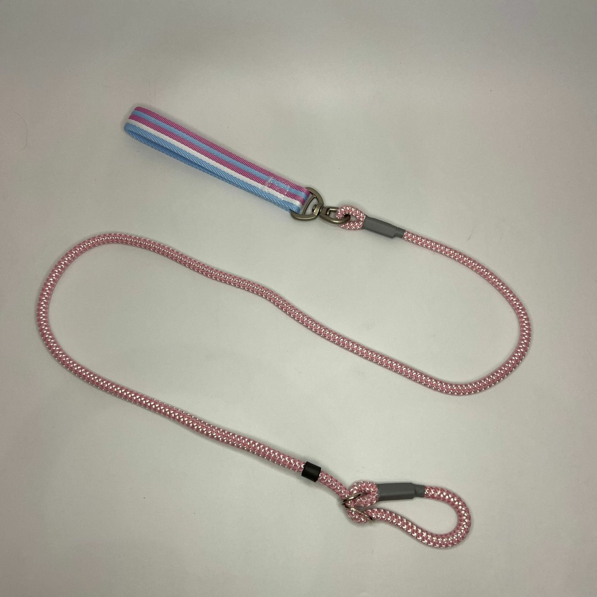 Собачий поводок на открытом воздухе собачий поводок P веревка поводок розовый