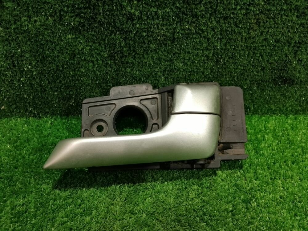 Ручка двери внутренняя передняя правая Kia Rio 3 Б/У с пробегом