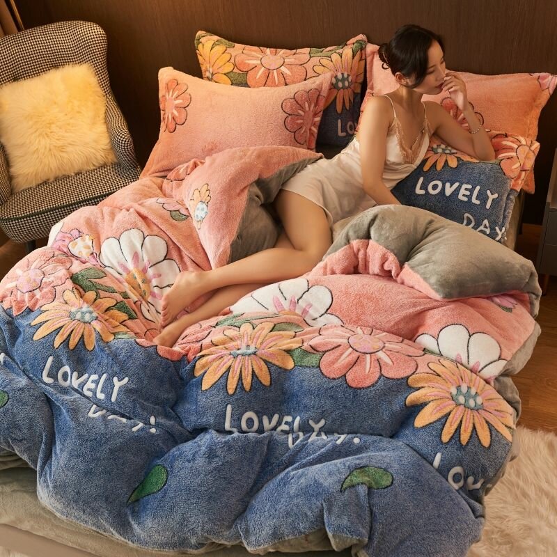 Зимний флисовый молочный бархатный пододеяльник, утолщенный фланелевый двусторонний коралловый флис, теплый комплект для студенческого общежития, четырехкомпонентный набор