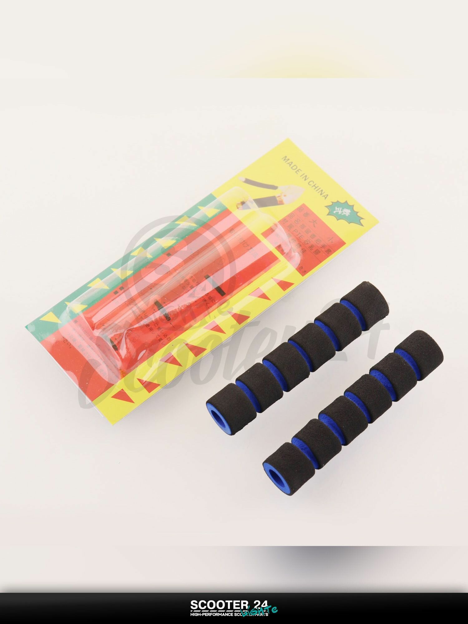 Грипсы универсальные для мототехники (накладки на рычаги руля) (поролон, синии) "KOMATCU"