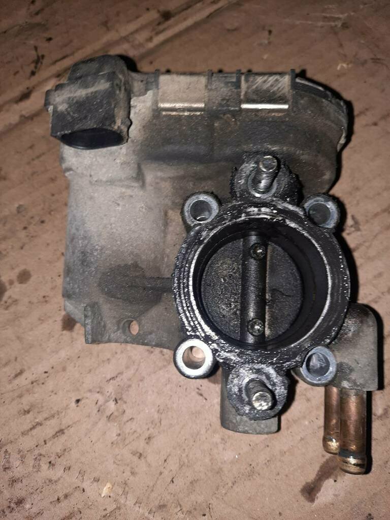 Дроссельная заслонка Opel Corsa C 2002 280750044