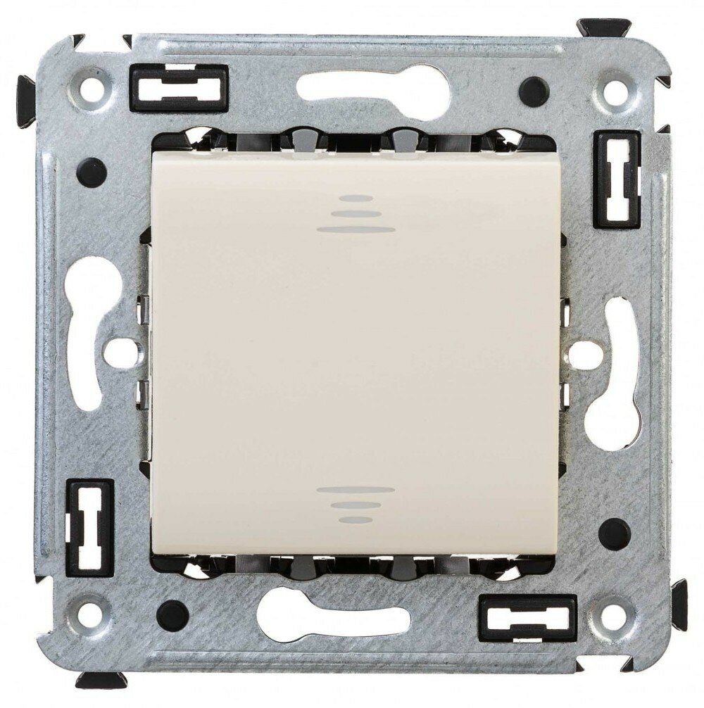Переключатель с 3-х мест одноклавишный в стену DKC Avanti, ванильная дымка 4405123