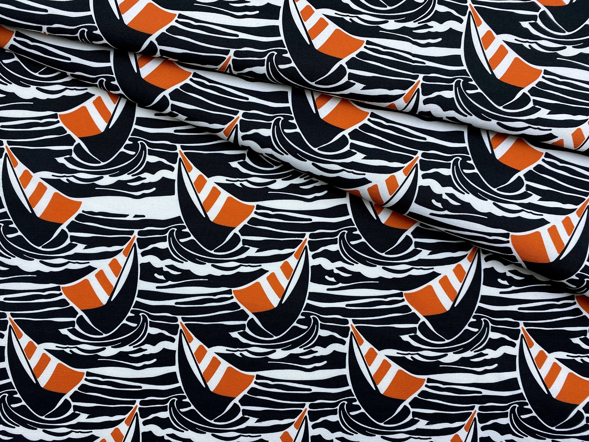 Ткань Канвас черно-белого цвета с принтом парусники 12679