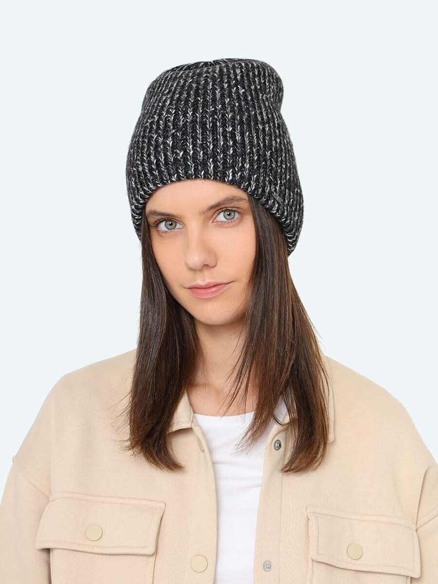 Шапка для женщин