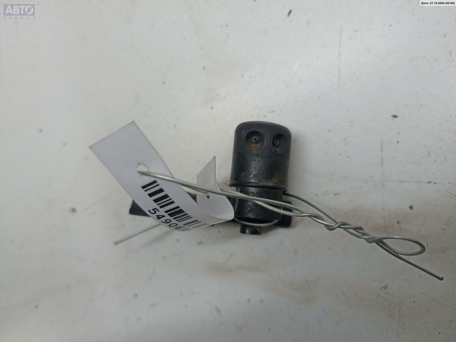 Форсунка омывателя Opel Astra H (2004-2009)