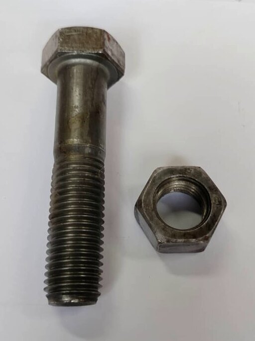 Болт М20х90 DIN 931 с гайкой, шестигранная головка, класса прочности 5.8, с неполной резьбой ГОСТ 7798-70 (5 шт)