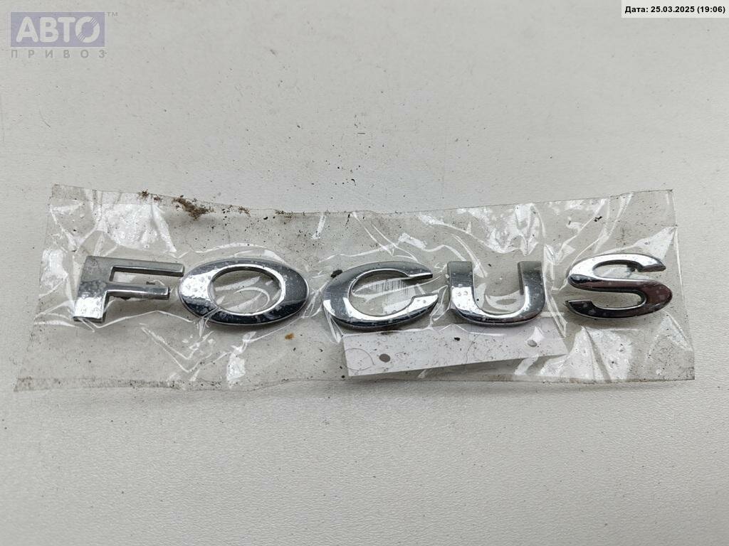 Эмблема Ford C-Max