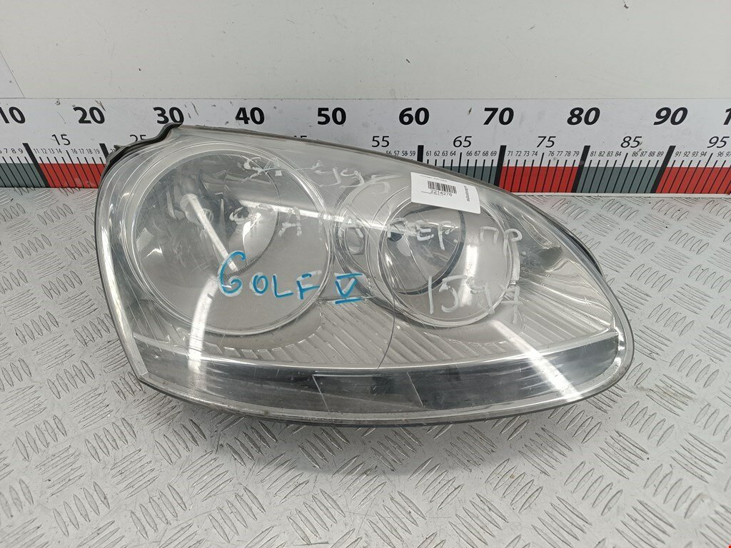 Фара правая Volkswagen Golf 5 1K6941006P арт. 2214276