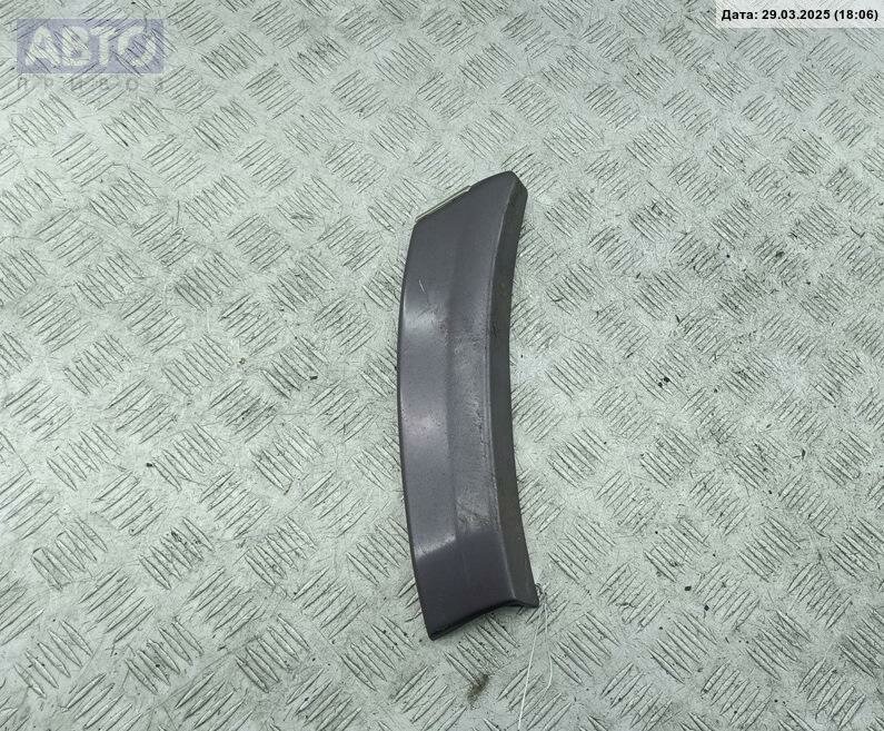 Молдинг крыла заднего левого Mercedes W124 (1985-1995)