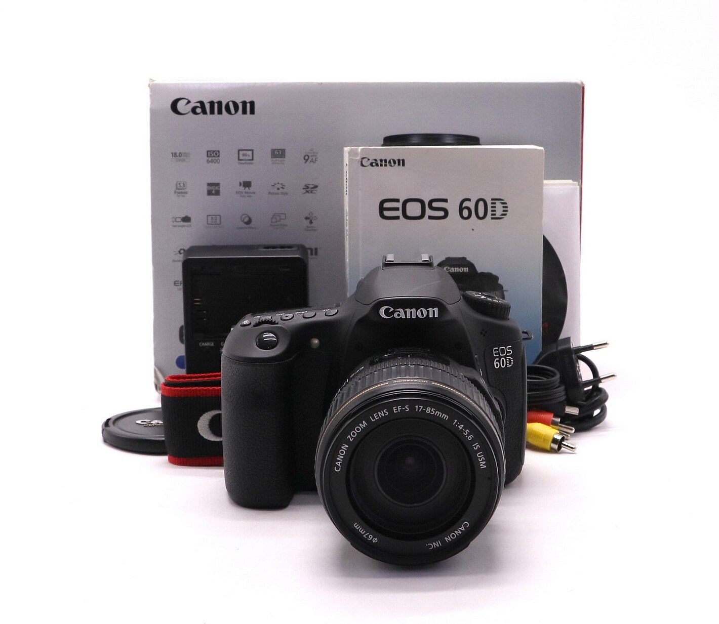 Canon EOS 60D kit в упаковке (пробег 6000 кадров)