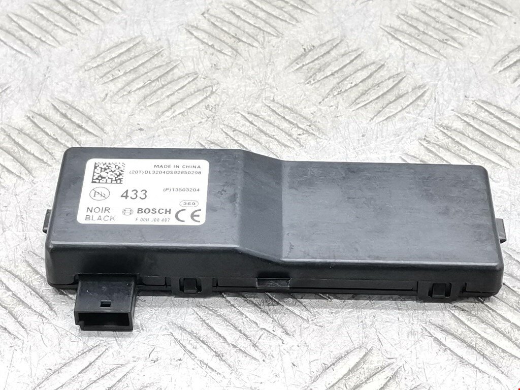 Блок управления центральным замком Chevrolet Cruze 2 (J300) 13503204 арт. 2178242