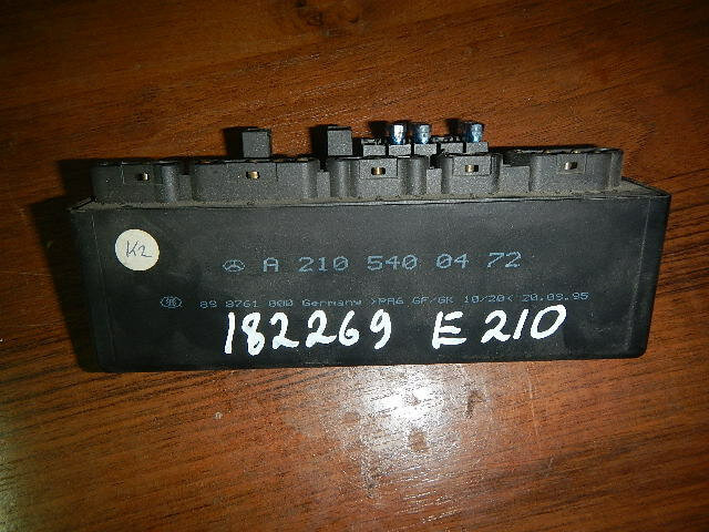 Б/У Блок предохранителей, Merсedes-Benz (Мерседес)-MERCEDES (W210) E-KLASSE (00-02) MERCEDES (W210) E-KLASSE (95-03) 18...