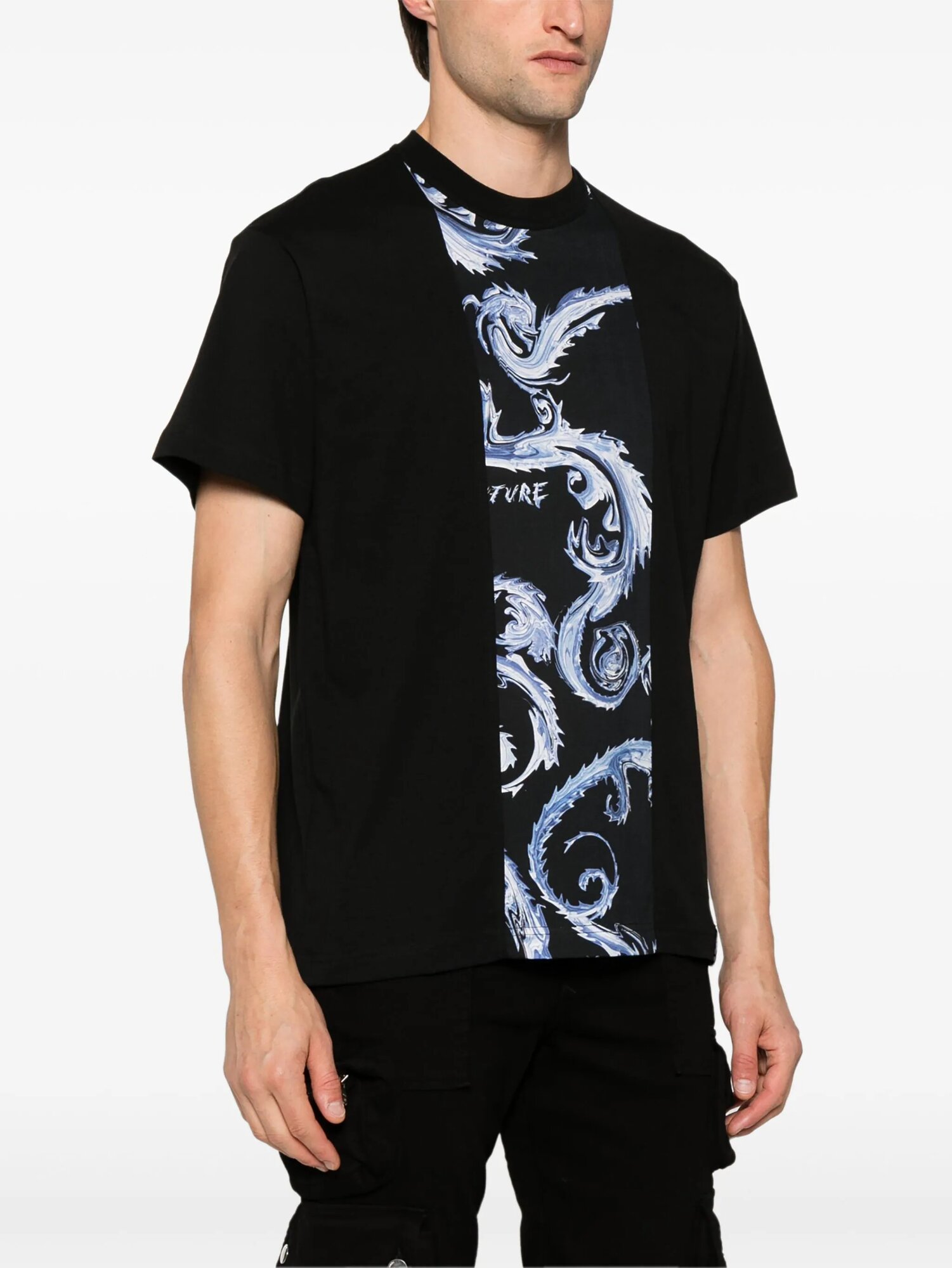 Футболка Versace Jeans Couture Barocco, размер 44 — фото 1