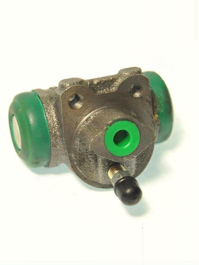 Цилиндр задний тормозной Ларгус, без ABS, Pilenga, 7701070956