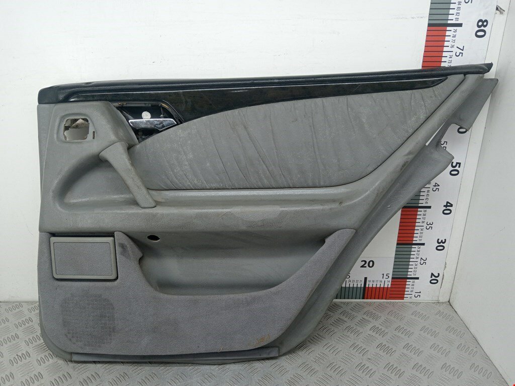 Обшивка (карта) двери задней правой Mercedes E-Class (W210) A2107300696 арт. 2253434