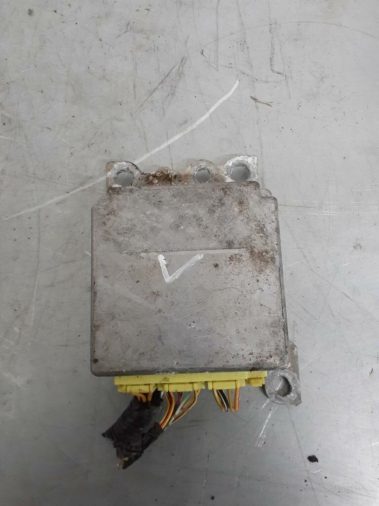 Блок управления airbag Nissan X-Trail T30 2004