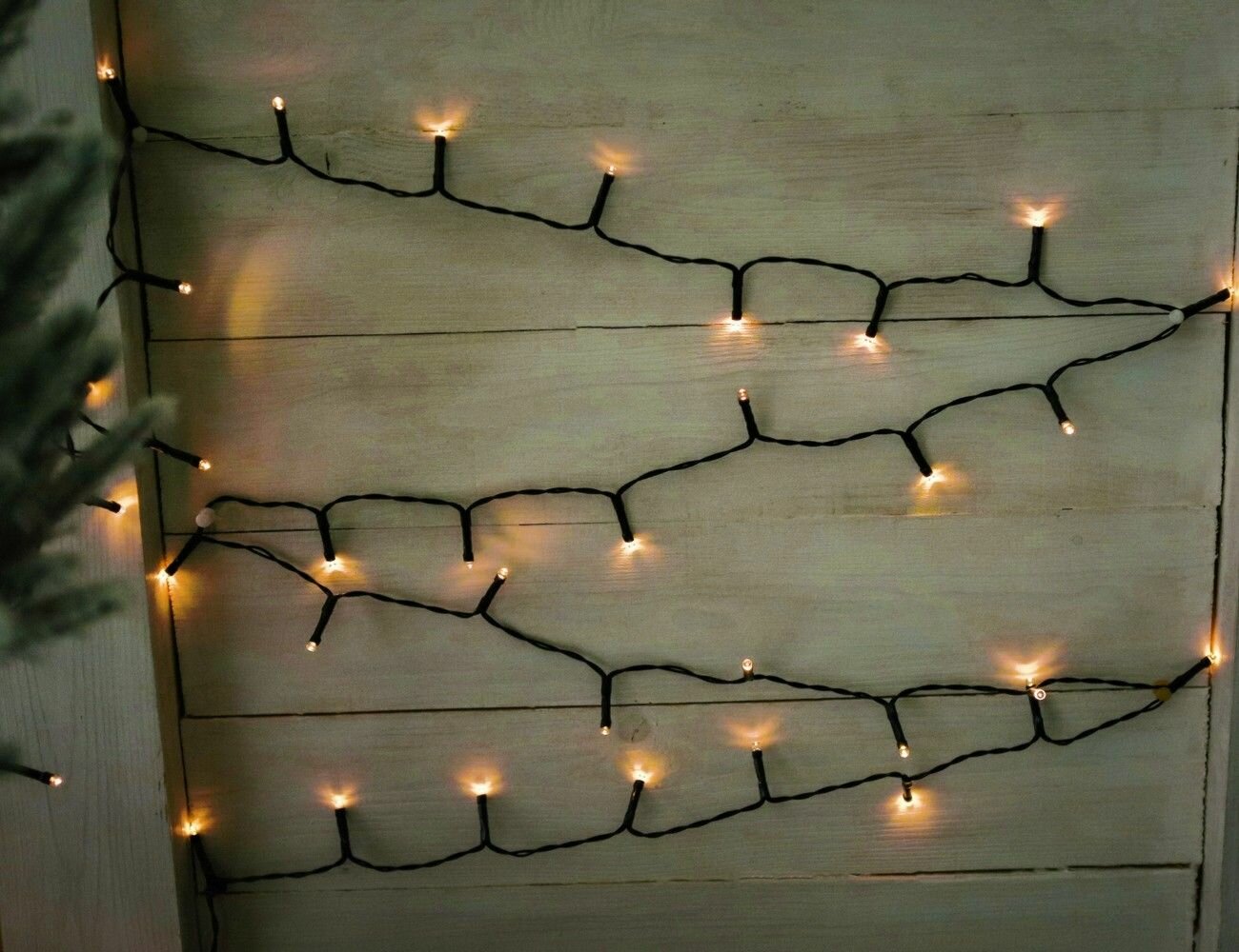 Светодиодная гирлянда Luca на батарейках, 48 теплых белых LED ламп, 3.6 м, зеленый ПВХ, таймер, IP44, Edelman 83784/1073382