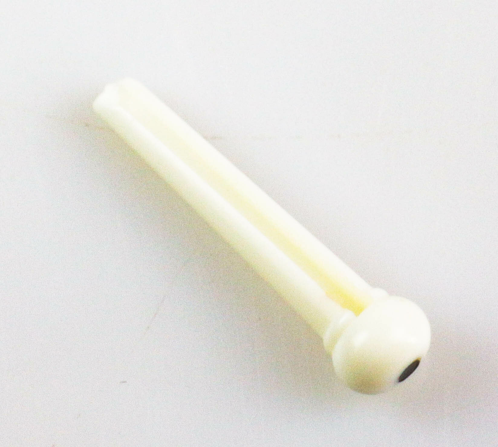 Втулка (бобышка) EMUZIN ABP 02 для акустической гитары, белая с точкой