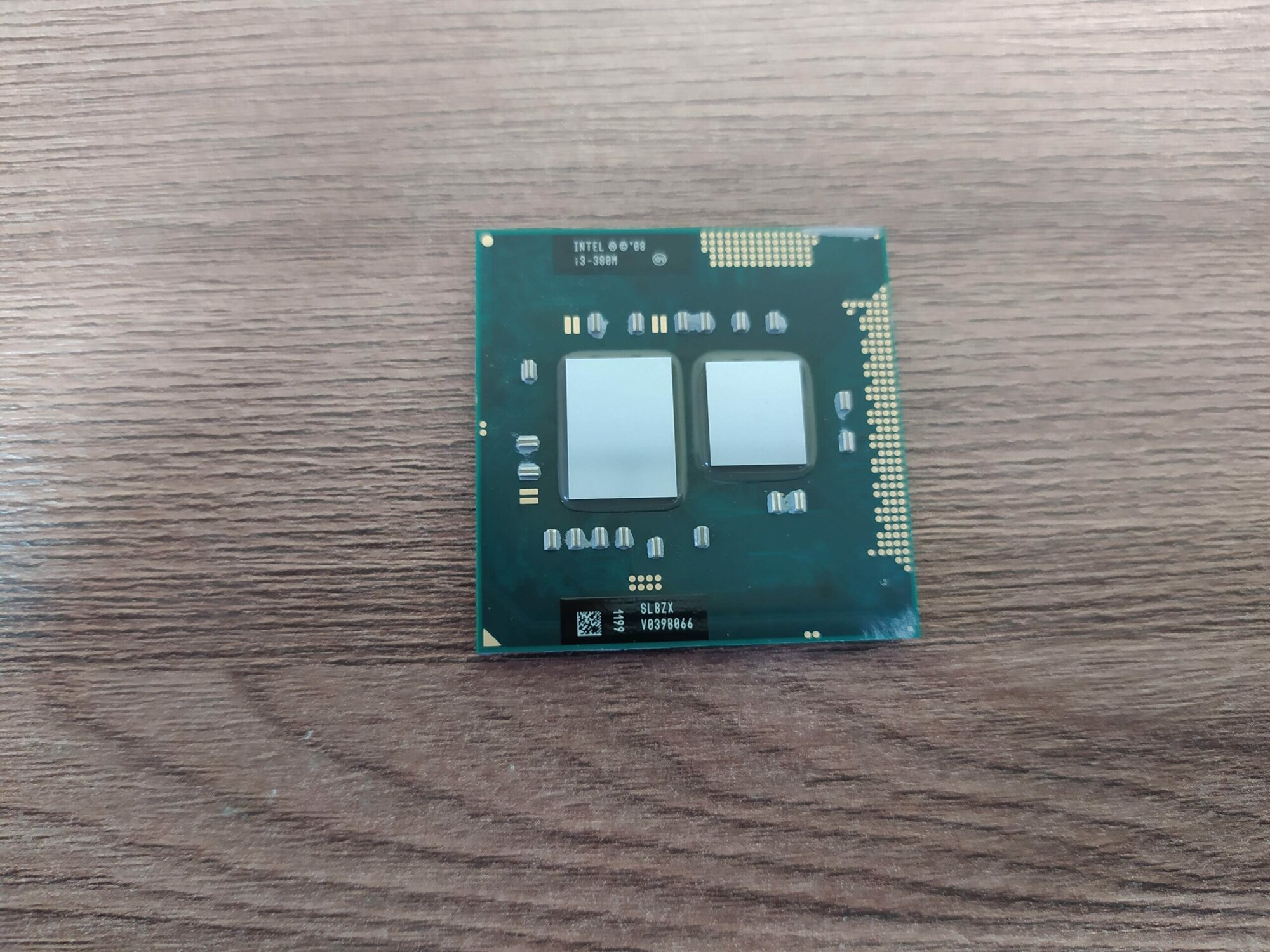 Процессор ноутбука Intel Core i3 Mobile i3-380M SLBZX