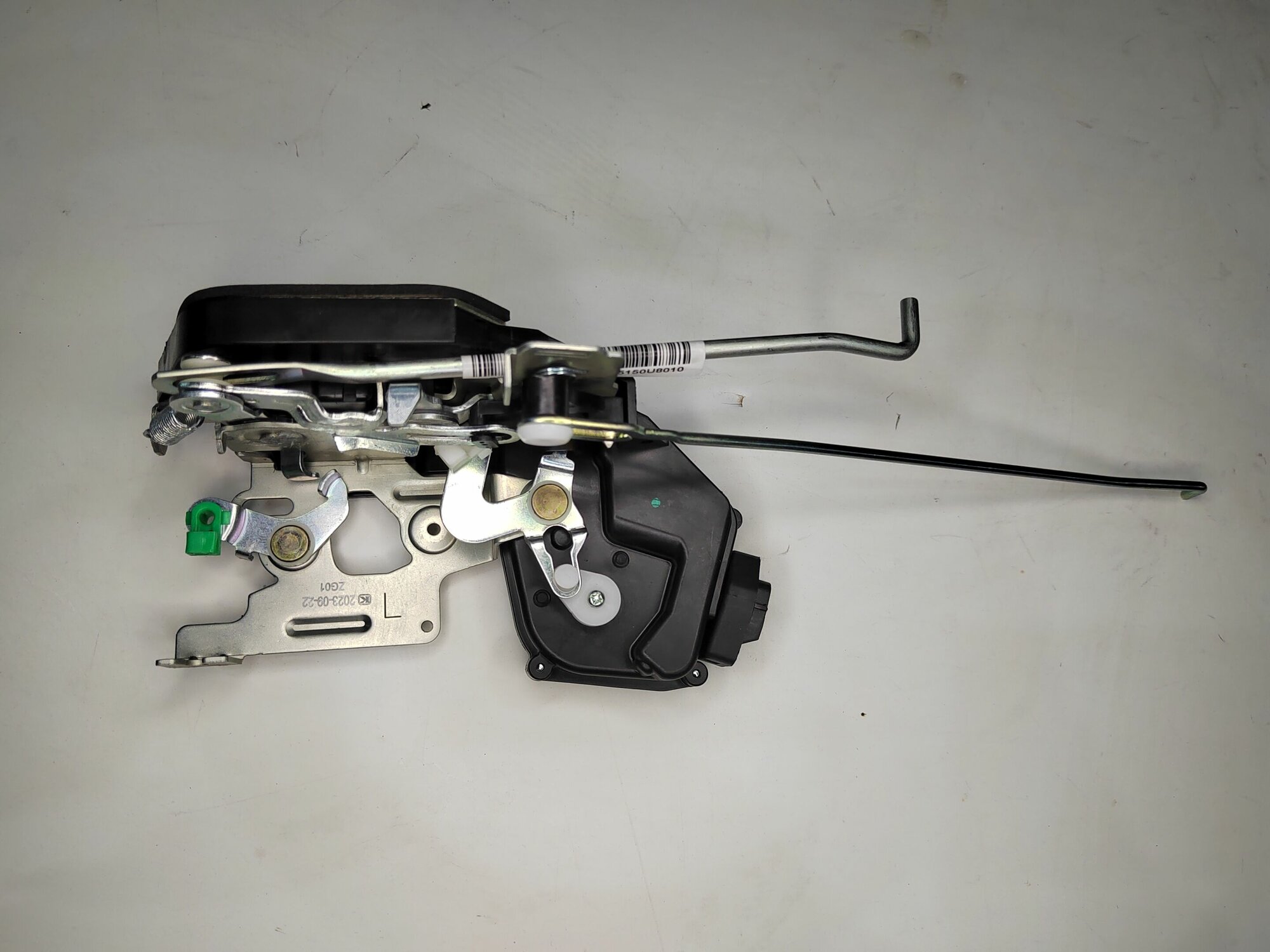 Замок двери передней левой JAC J3 [1.3 16V 5MT седан] 6105150U8010