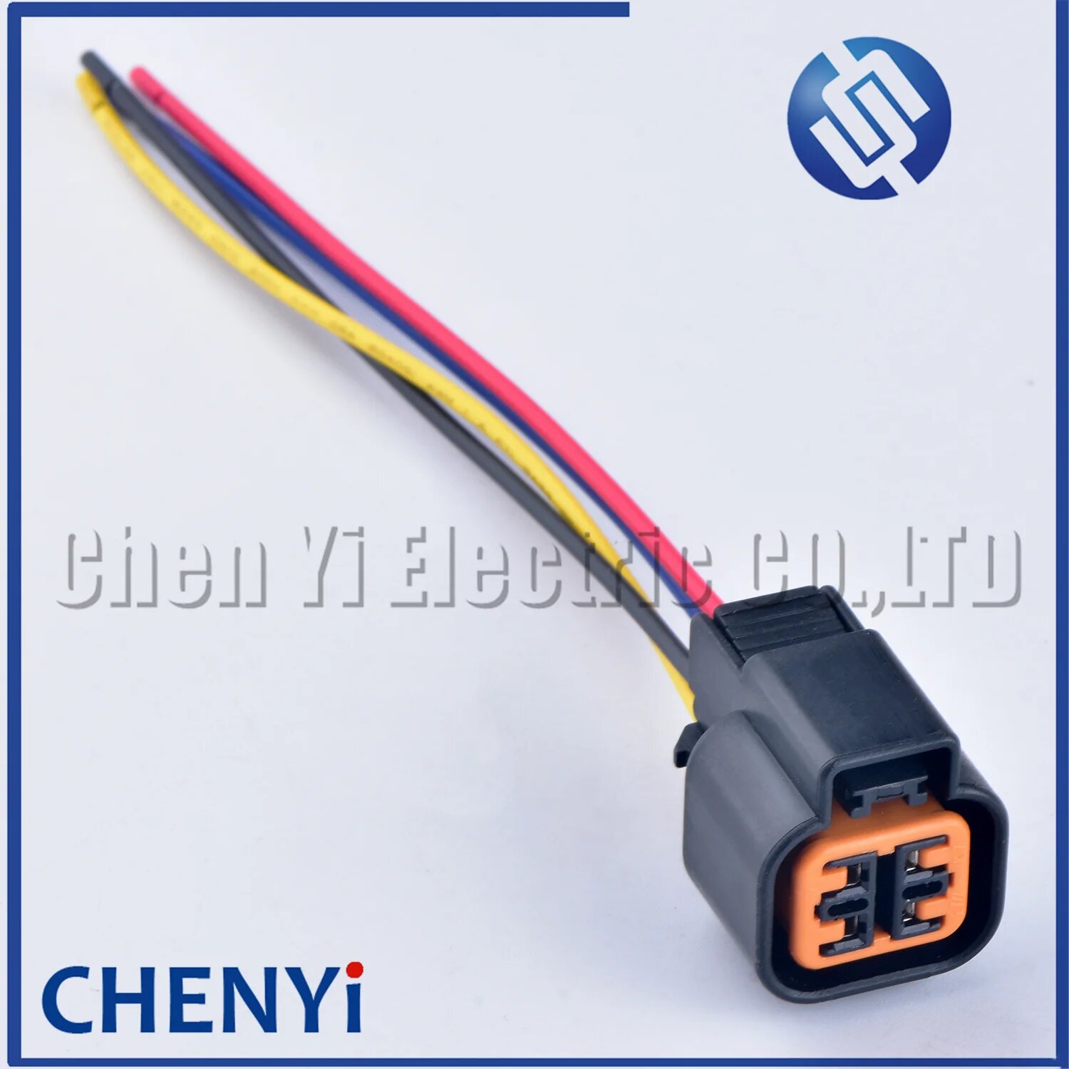 Разъем автомобильный PB625-04027 черный female