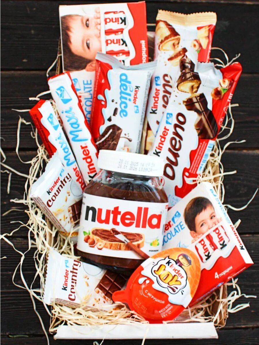 Подарочный набор с шоколадом Киндер и Нутелла