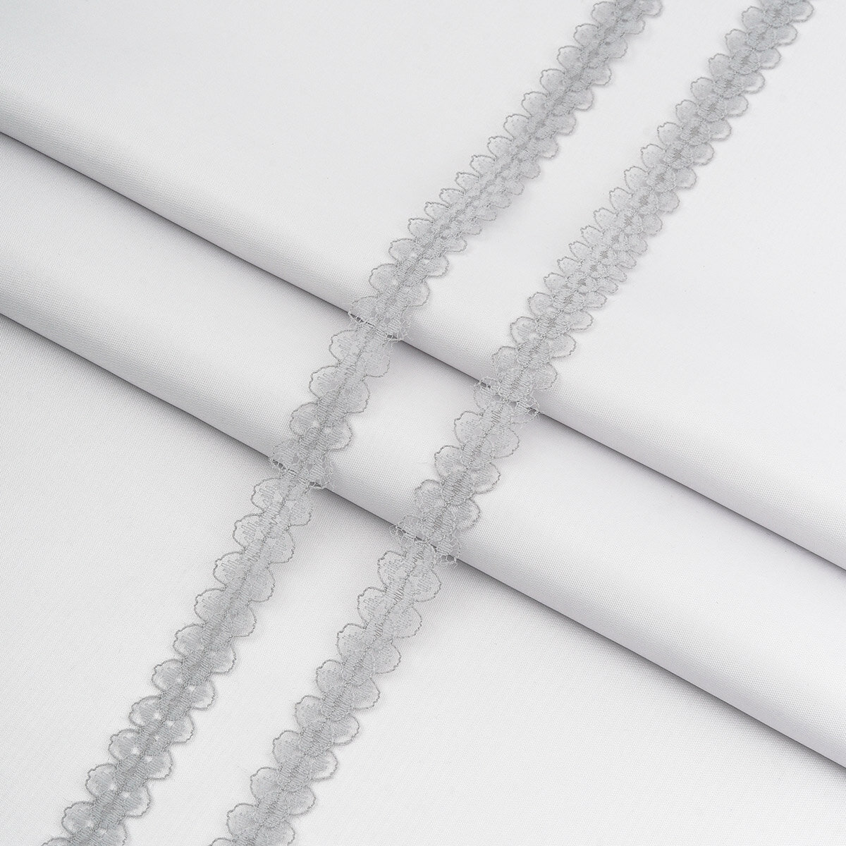 26787 Кружево капрон 140, 1,4см уп. 30м, 100% п/э, цв. серый, 30 м