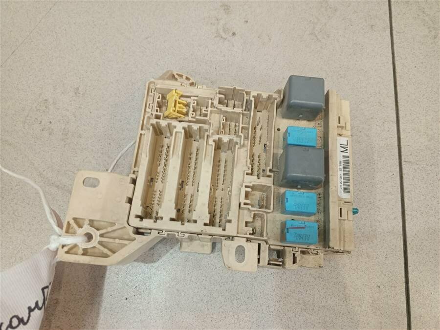 Блок предохранителей салонный от Toyota Camry XV40 2006-2011