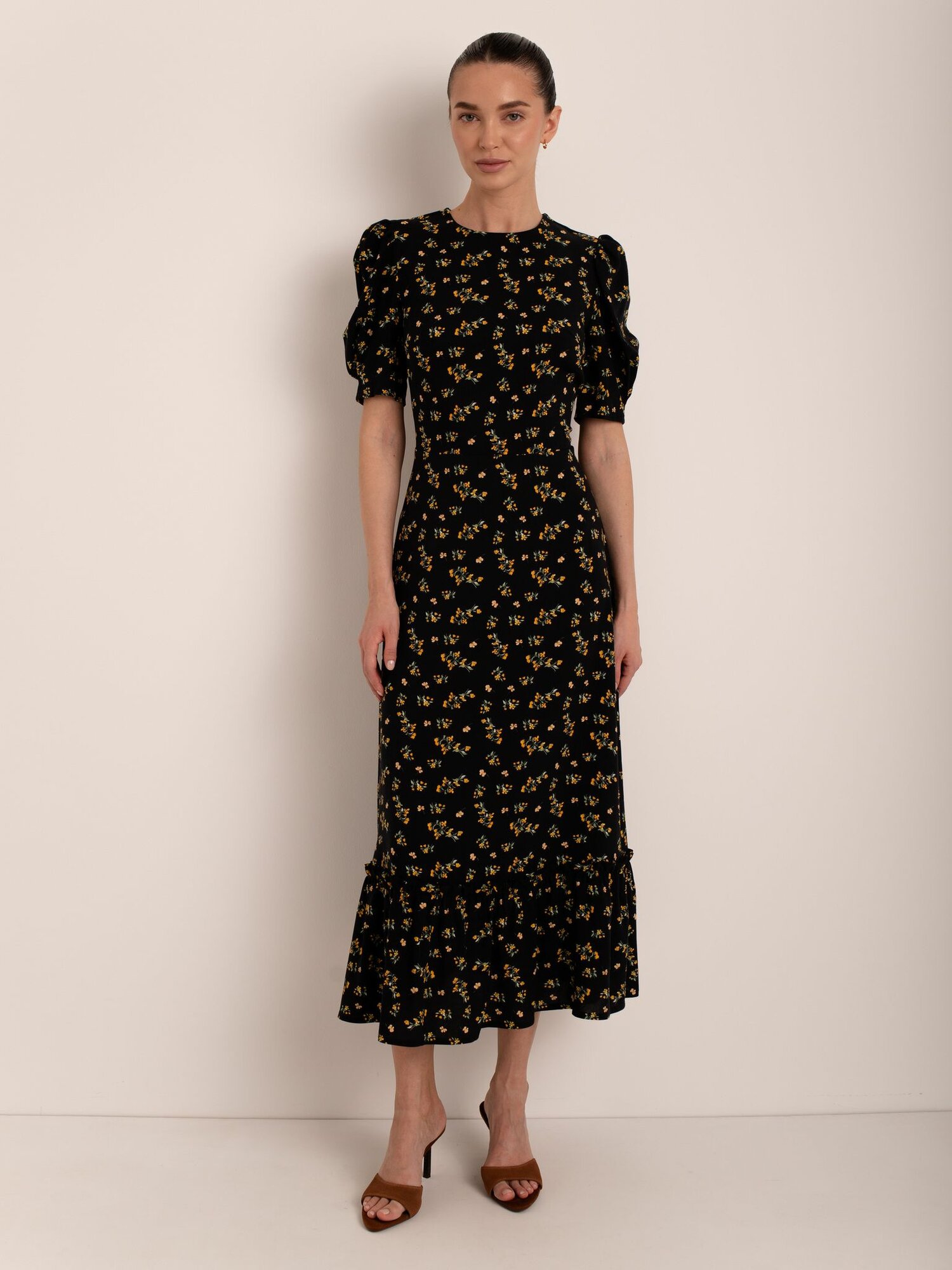 Платье Весна-лето 2025