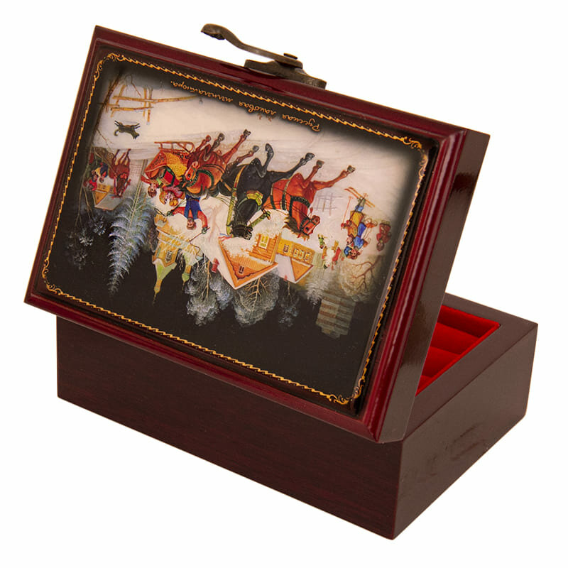 Шкатулка деревянная для украшений с отделениями Зимние гулянья 12,5 х 9 см