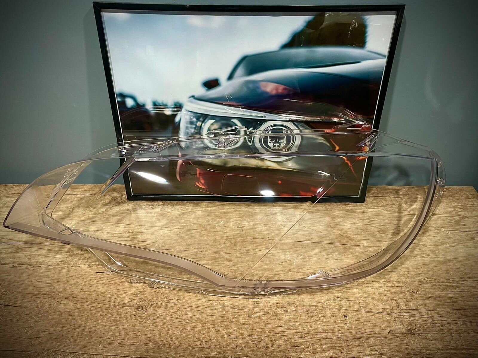 Стекло фары BMW X6 E71 2007-2012 (левое)