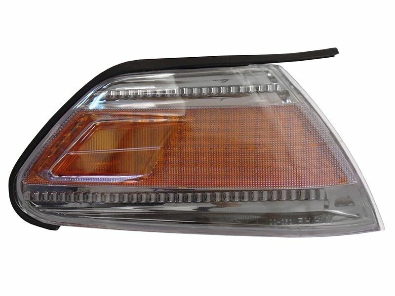 Габарит Toyota Mark II (X100) 96-00 (Справа) Sat арт. ST-22-276R