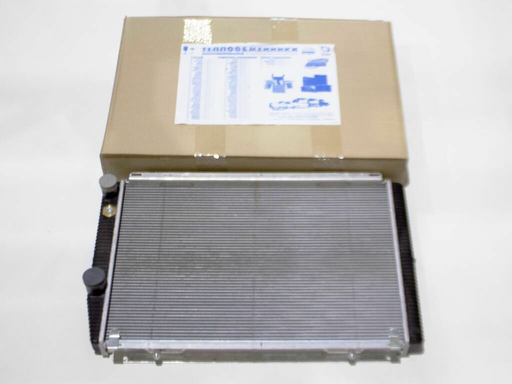Радиатор охлаждения для а/м УАЗ Патриот с 2008 г. с двигателями ЗМЗ 409 (Евро-3/-4/-5), IVECO F1A. (алюминий, двухрядный)