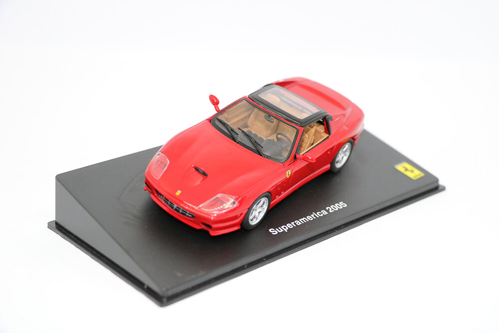 Модель коллекционная ALTAYA Ferrari 575 superamerica 2005 red / феррари 575 суперамериканка 2005 красный