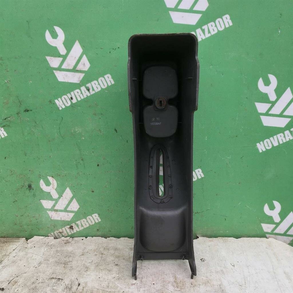 Консоль Kia RIO 1 2000-2004 — фото 1