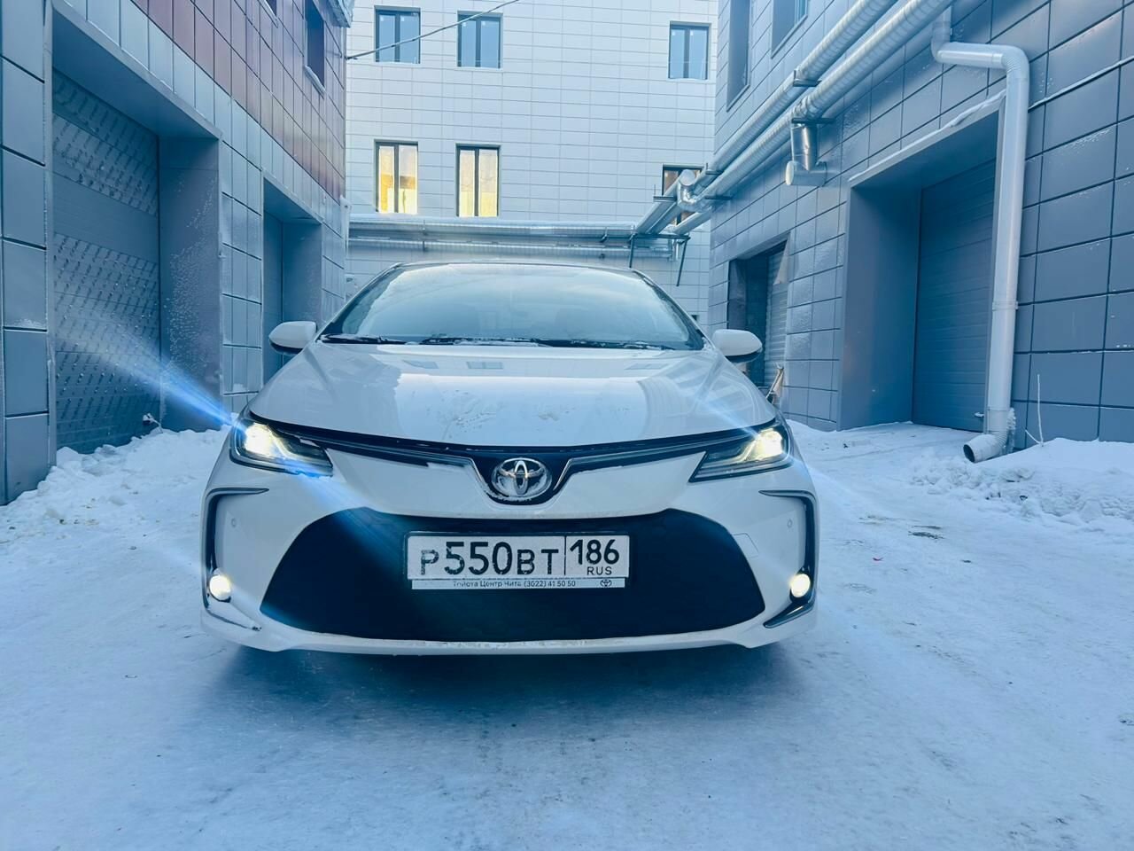 Утеплитель радиатора и бампера с парктронниками для Toyota Corolla (2018 -н. в.) (E210) Тойота Королла НЕ китай