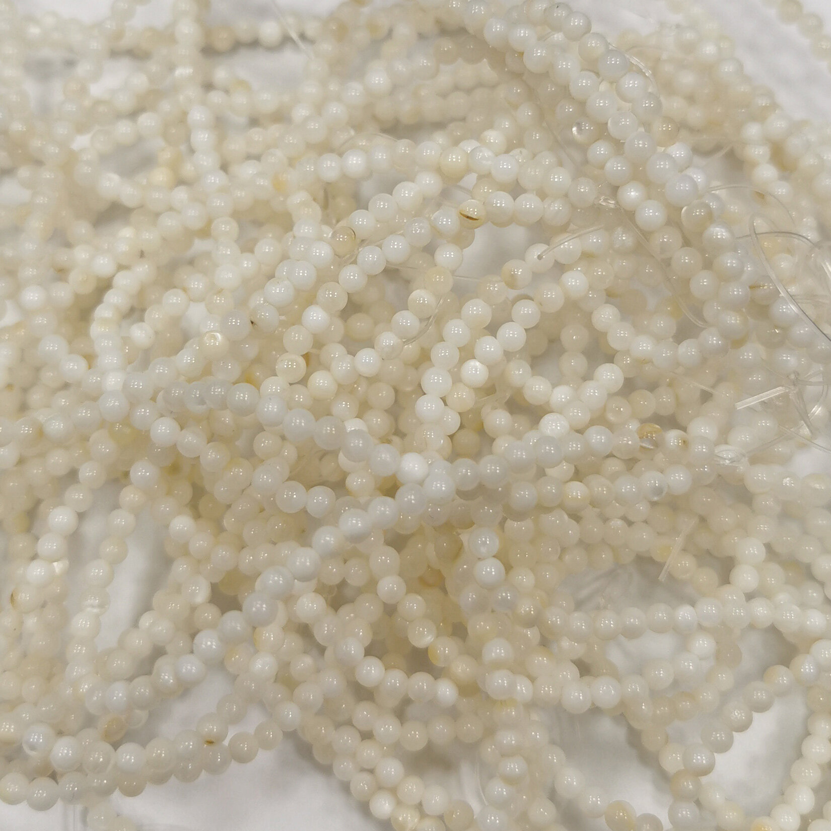 Бусина из ракушки, 3-3.5мм, белая, 115 шт, низка