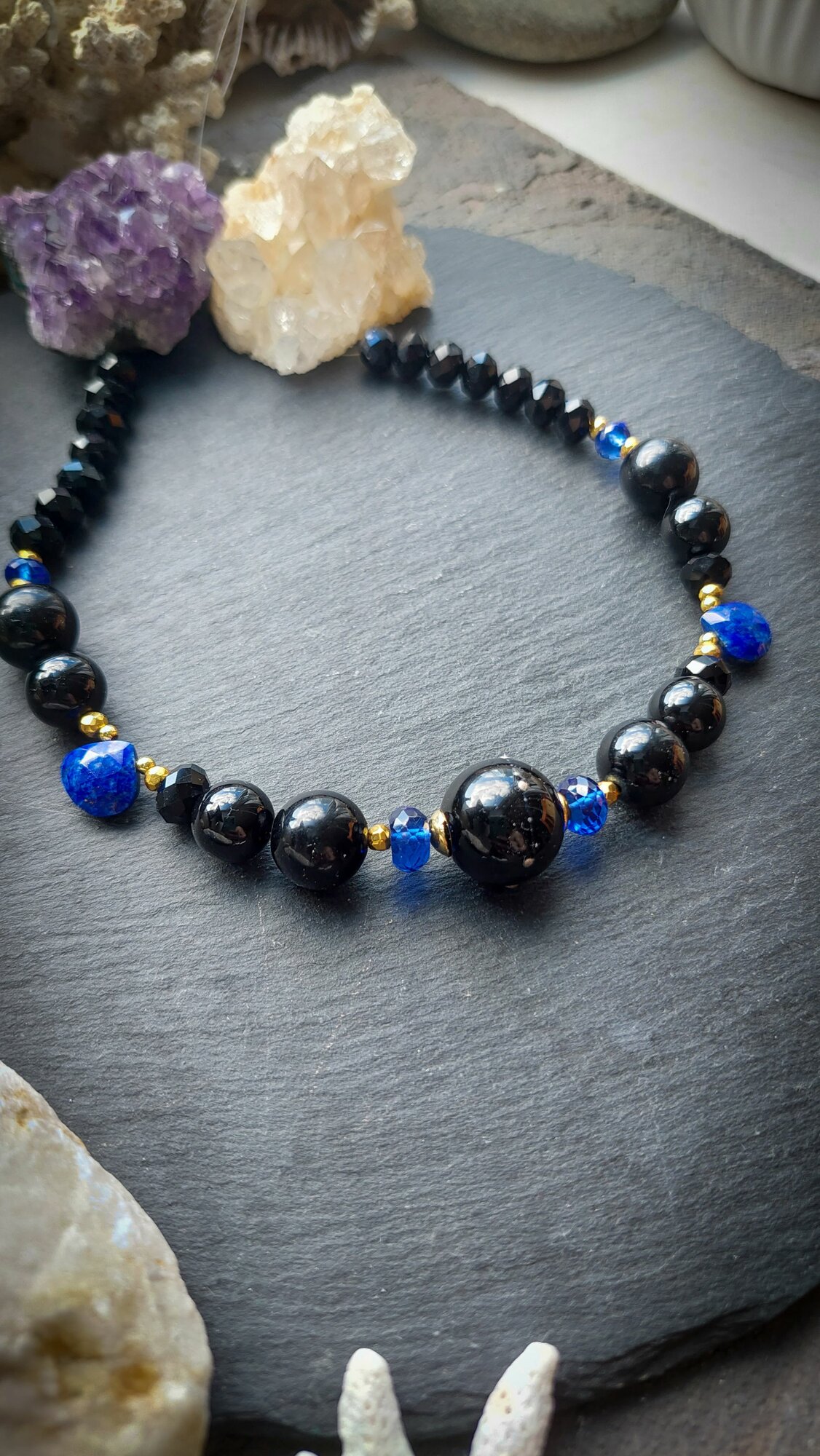 Колье, шпинель, шпинель синтетическая