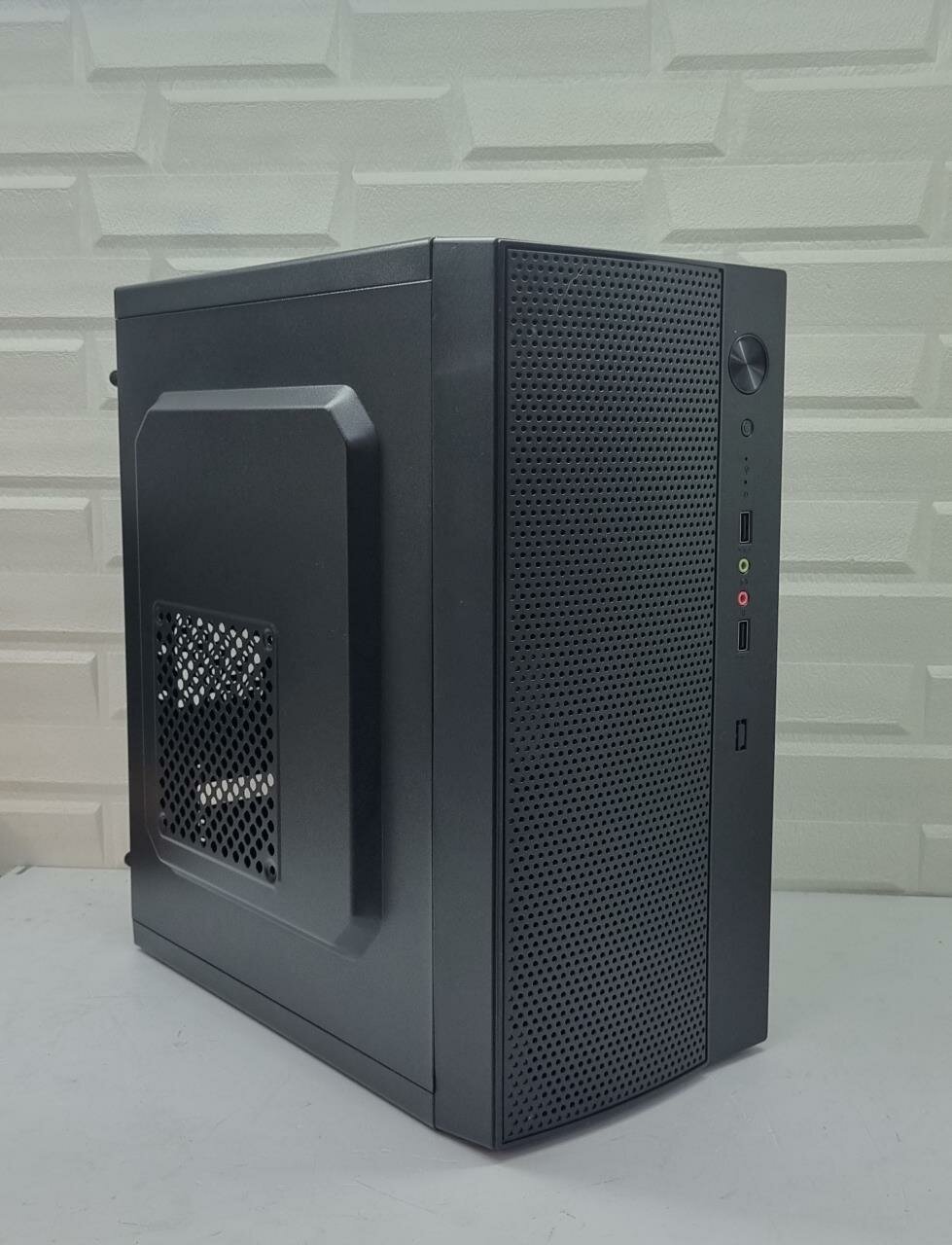 Системный Блок i3 8Гб SSD 240Гб WIN10