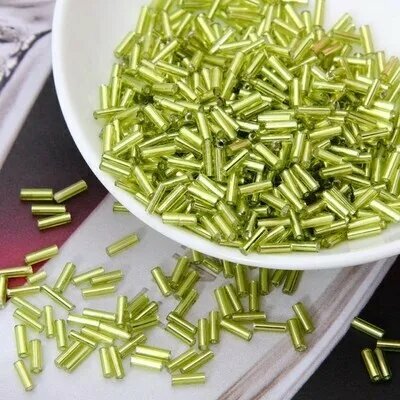 Бусины стеклянные Light Green 2*6 мм, 200 шт