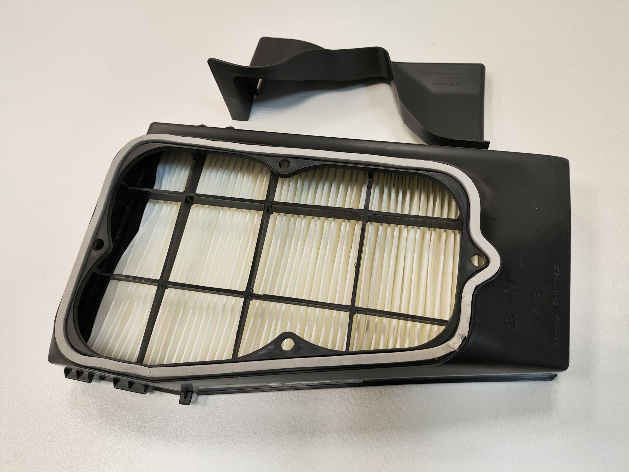 Фильтр салона с корпусом Chery Cross Eastar [2.0 16V 5MT хетчбэк] B118107910