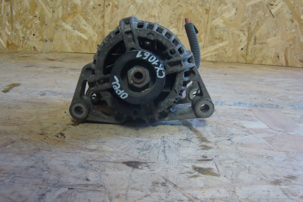 Opel Astra H Генератор Z14XEP 24437119