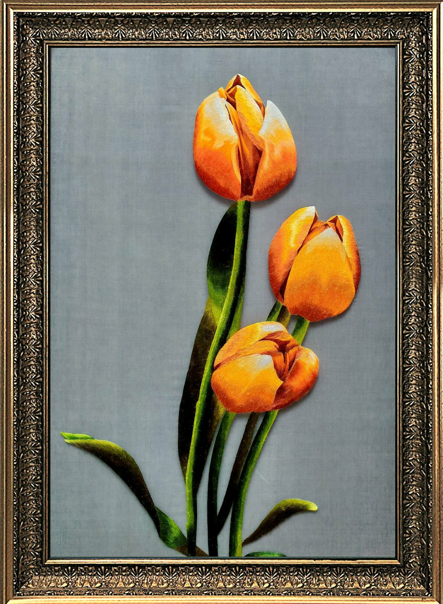 Картина Живой Шелк Золото тюльпанов, вышивка шелком ручная с 3Dэффектом/см 50х70х3/багет+паспарту