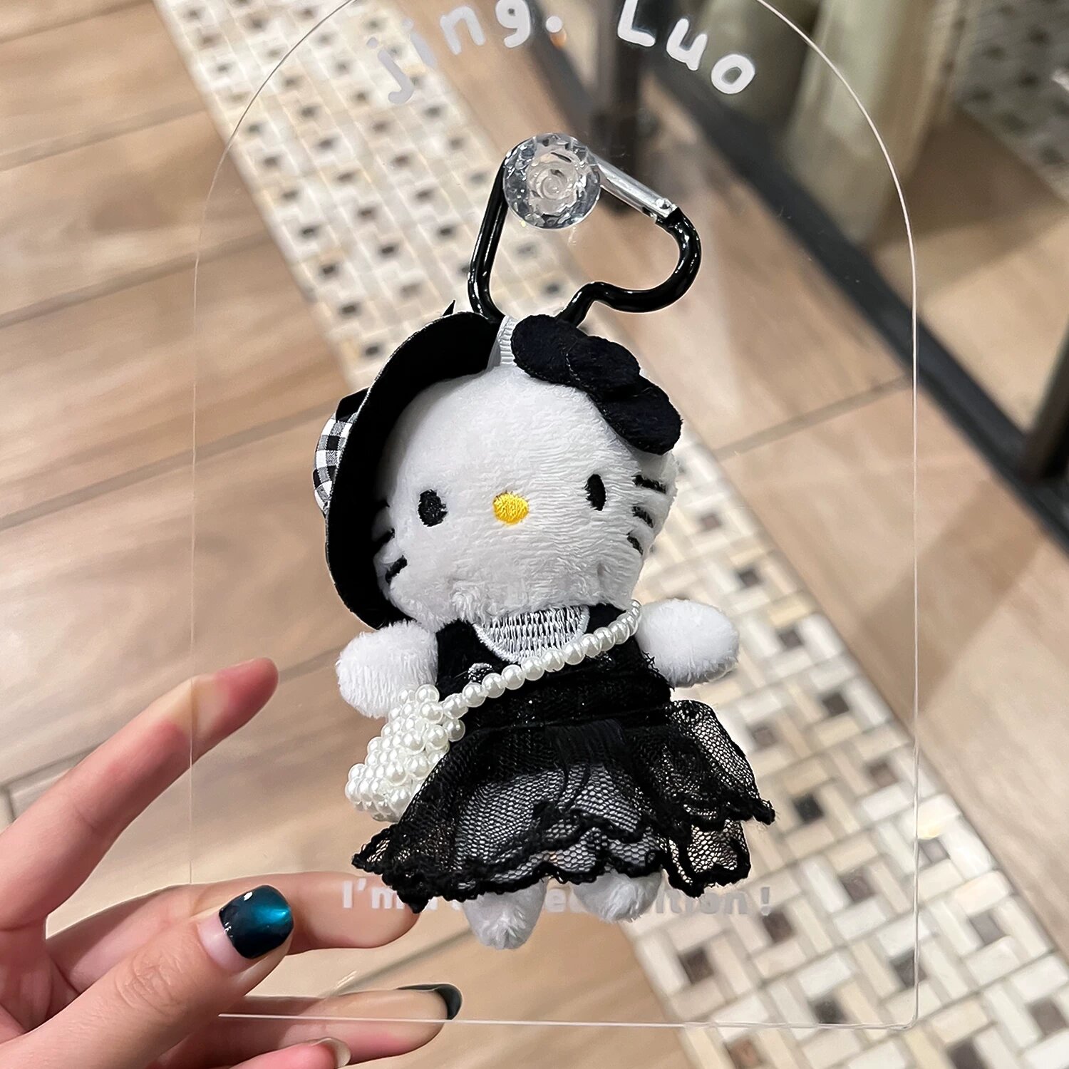 Черное тюлевое платье с рисунком Hello Kitty автомобильный брелок - Элегантный аксессуар для женщин и девочек