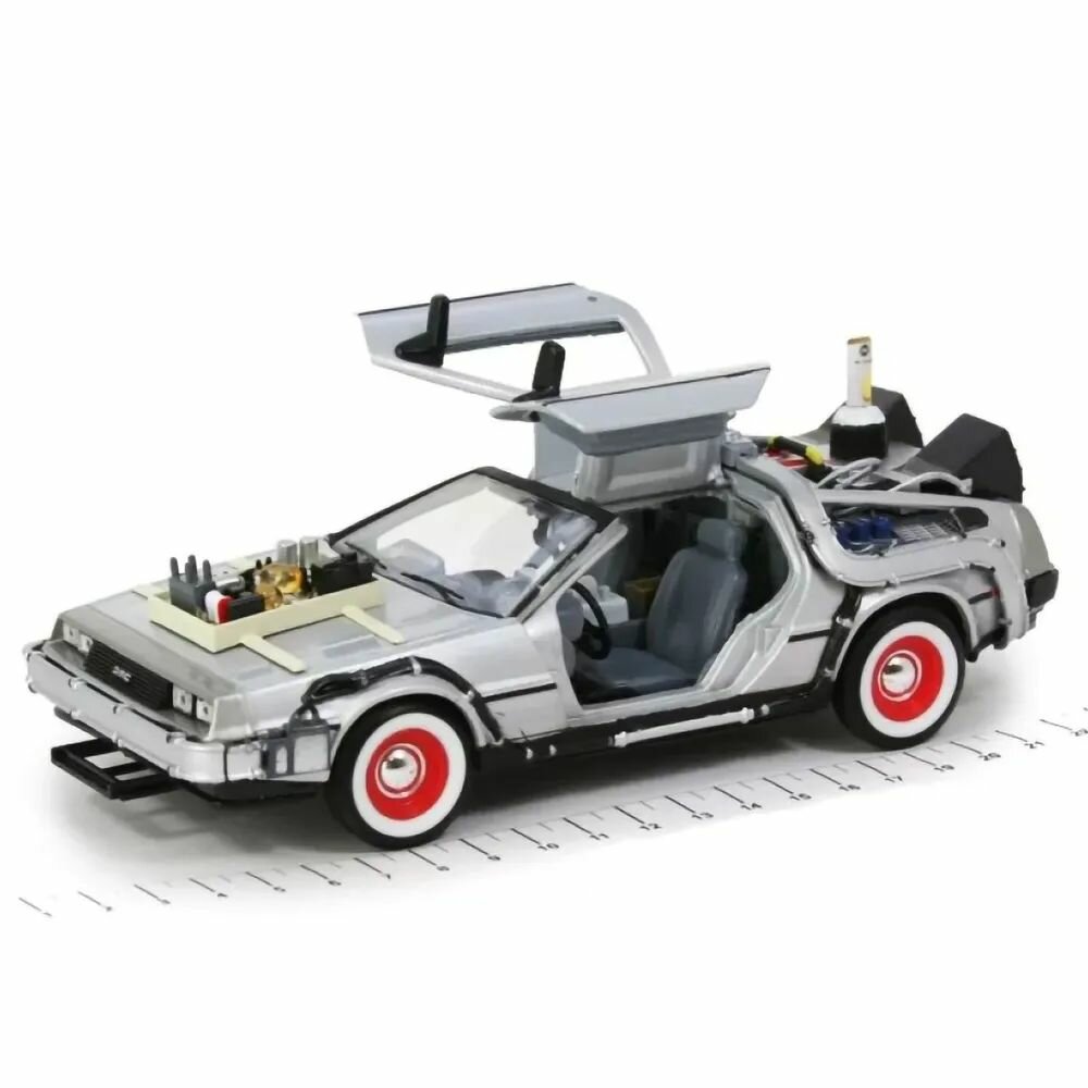 Машина Времени Делореан Назад в будущее 3 - 1:24 Delorean Back to the Future
