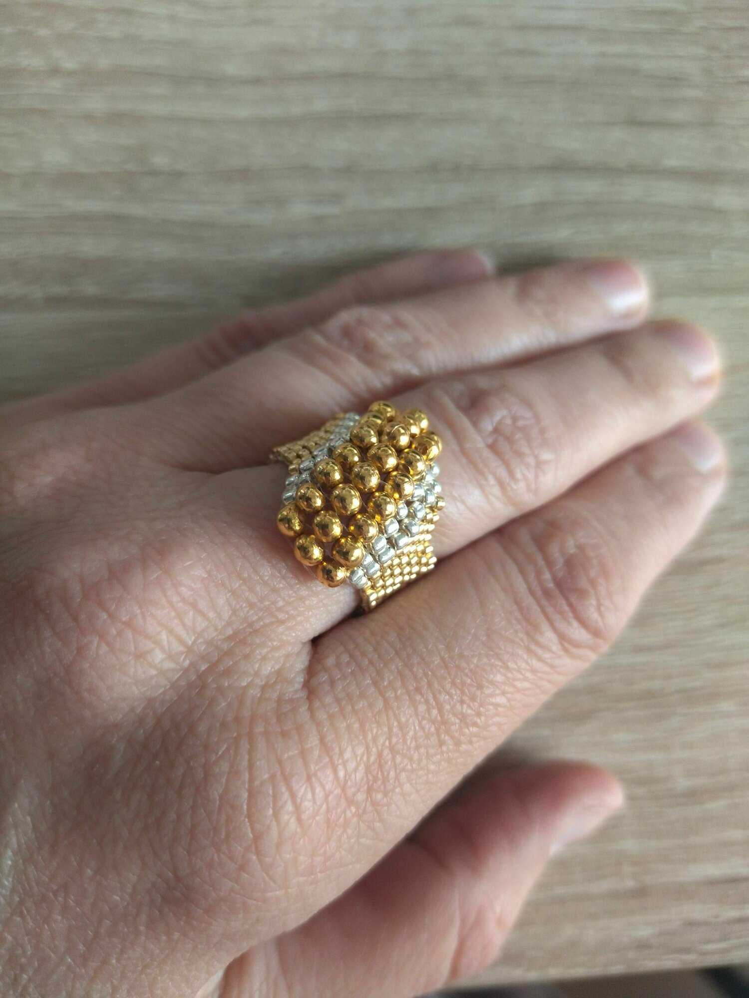 Кольцо плетеное