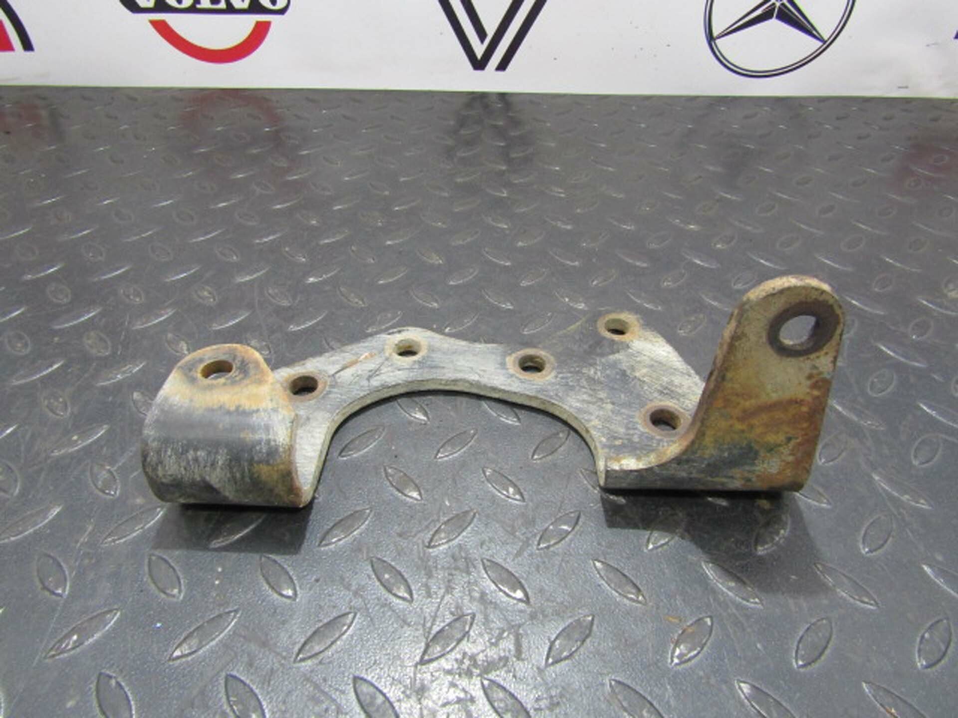 Кронштейн антигравийной защиты радиатора правый MAN TGX, TGS, TGA