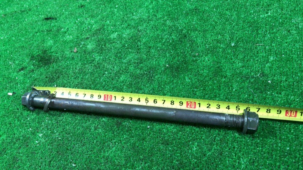 Ось крепления маятника к раме Nexus XT 250